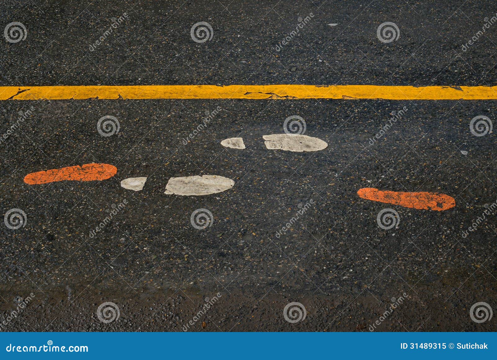 Footprints on Walking Track Stock Image - Image of imprint, grain: 31489315