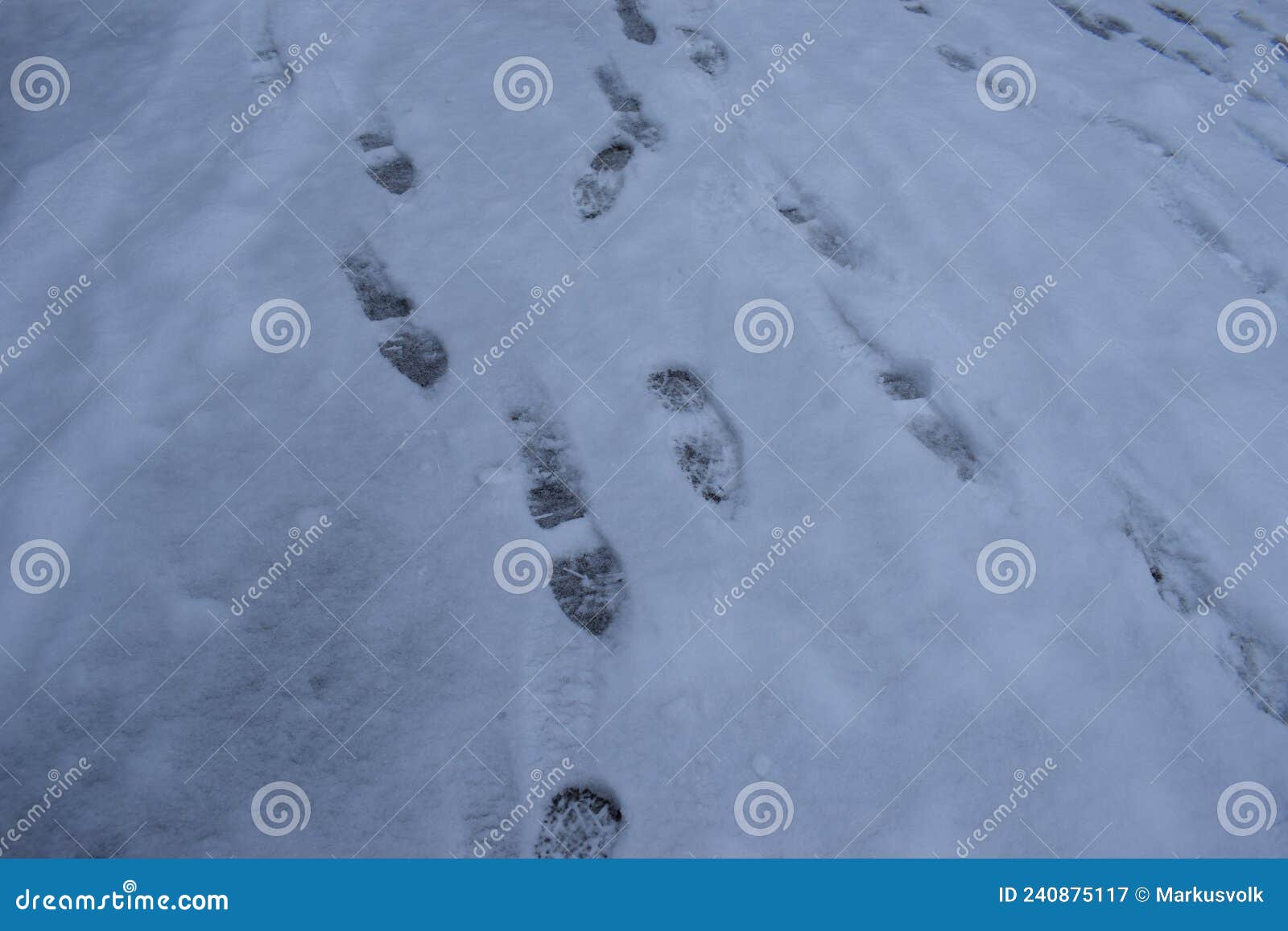 Footsteps in the snow stock image. Image of frost, wall - 240875117