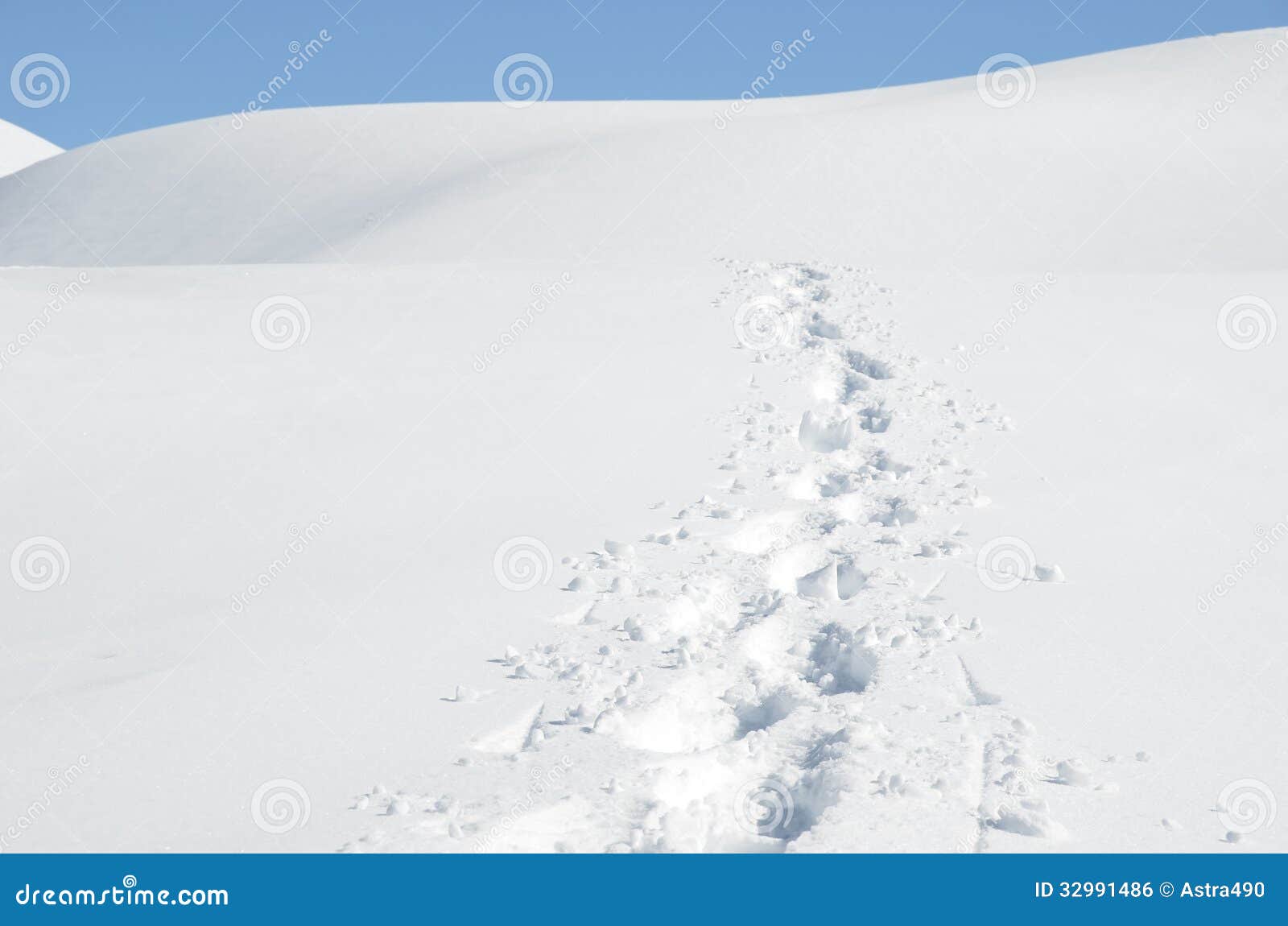 Footsteps on the snow stock photo. Image of snowdrift - 32991486