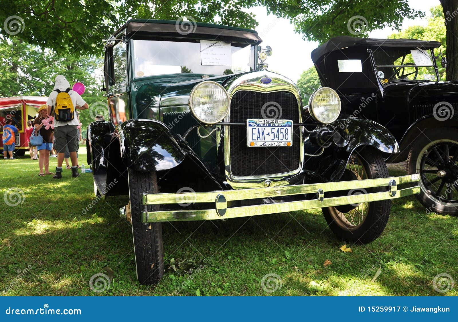 Ford a in Antique Car Show editorial photography. Image of auto - 15259917