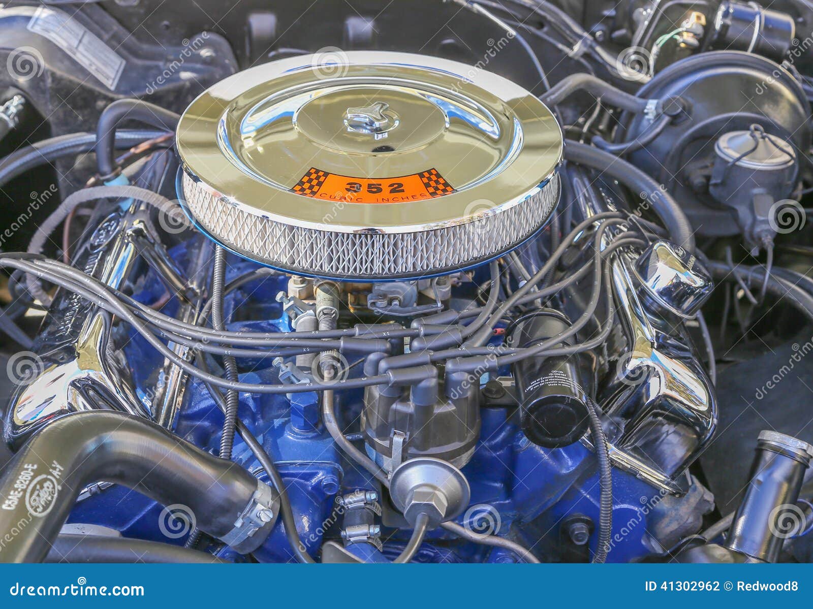 Ford 352 Cubic Inch Engine editorial photography. Image of classic ...