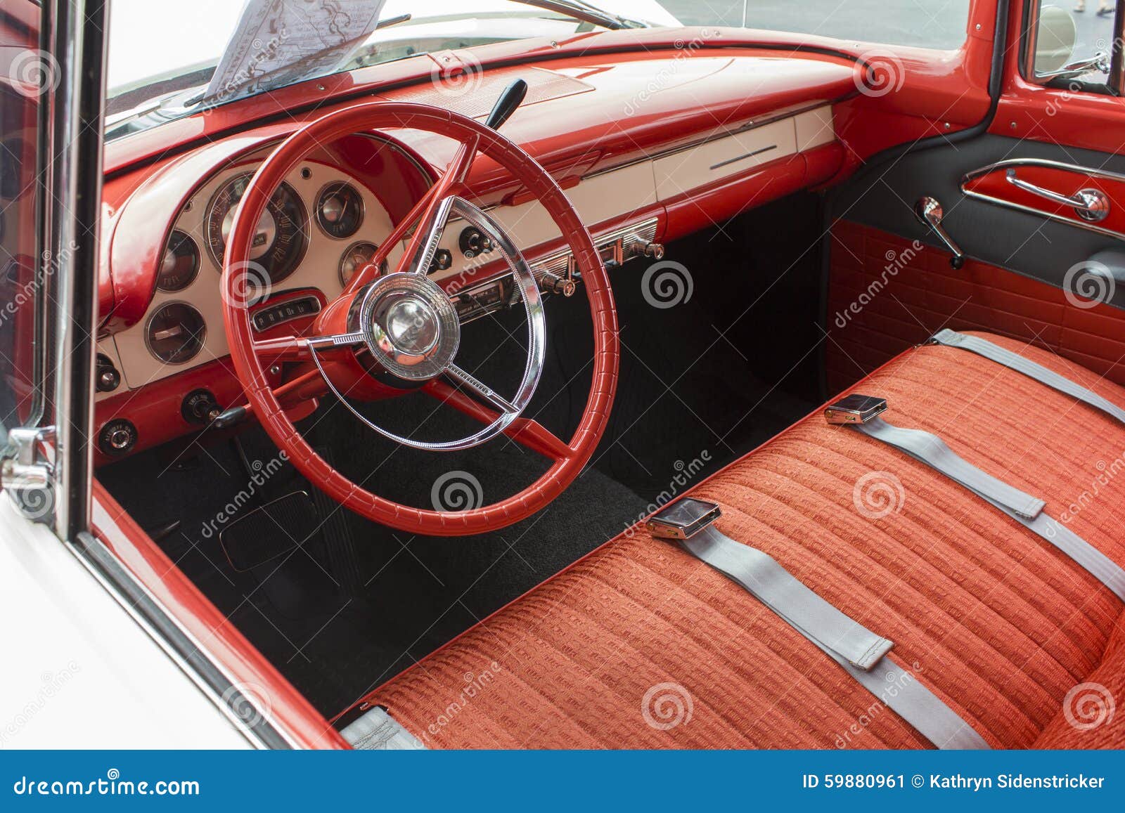 Ford Dash 1955 e interior imagen de archivo. Imagen de interior - 59880961