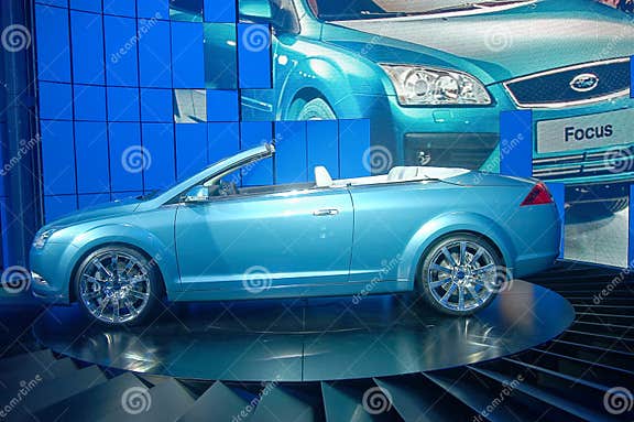 Ford Focus Vignale Concept (2004) Editorial Stock Image - Image of 2004 ...