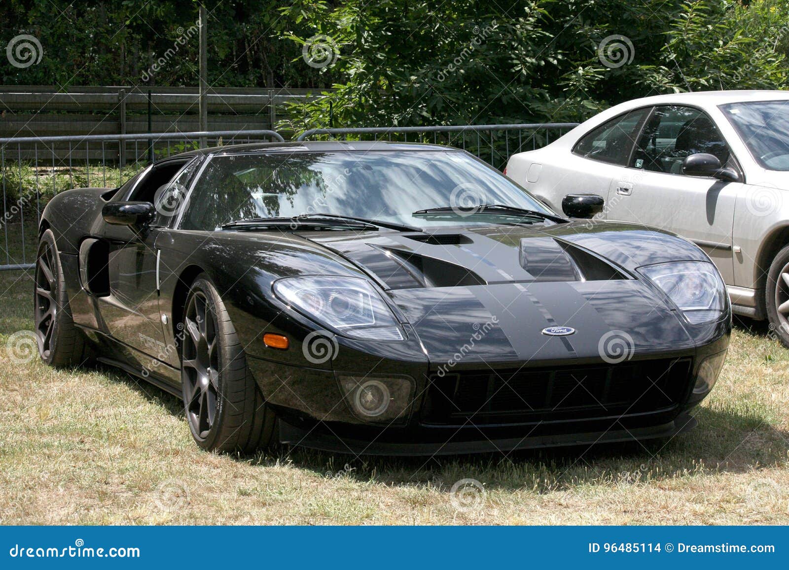 Ford GT editorial stock image. Image of ford, parked - 96485114