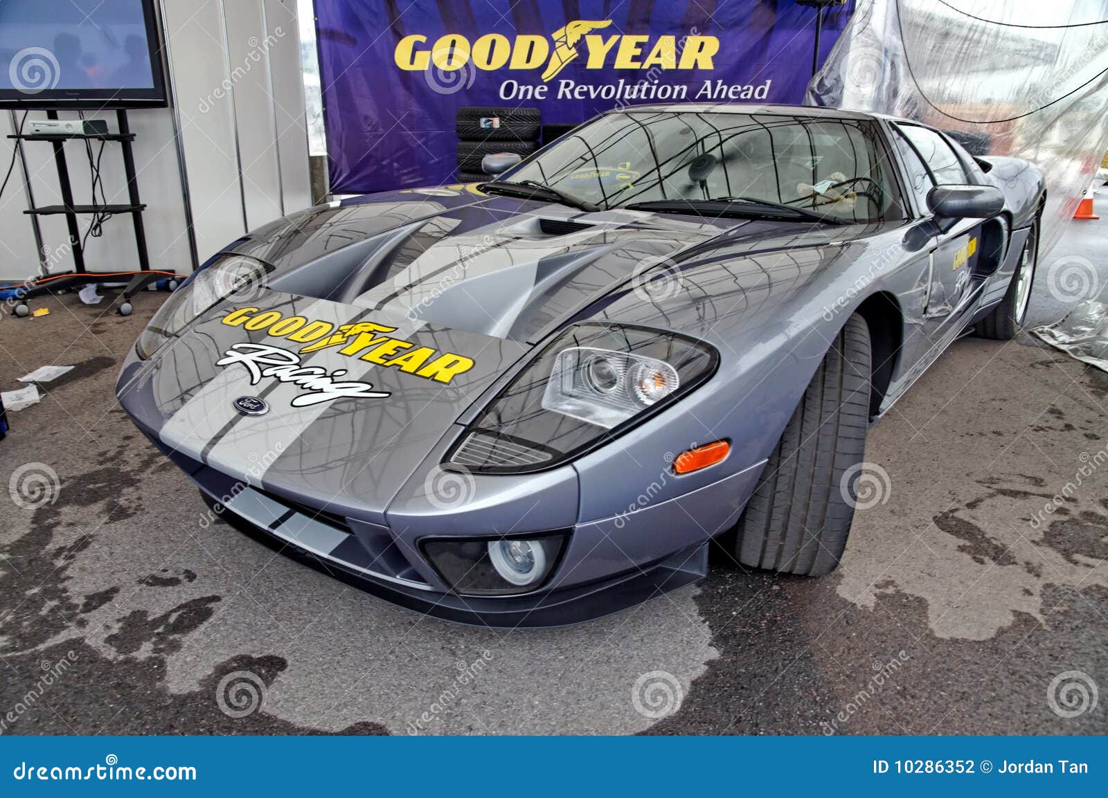 Ford GT Super Car on Display Editorial Photography - Image of modern ...
