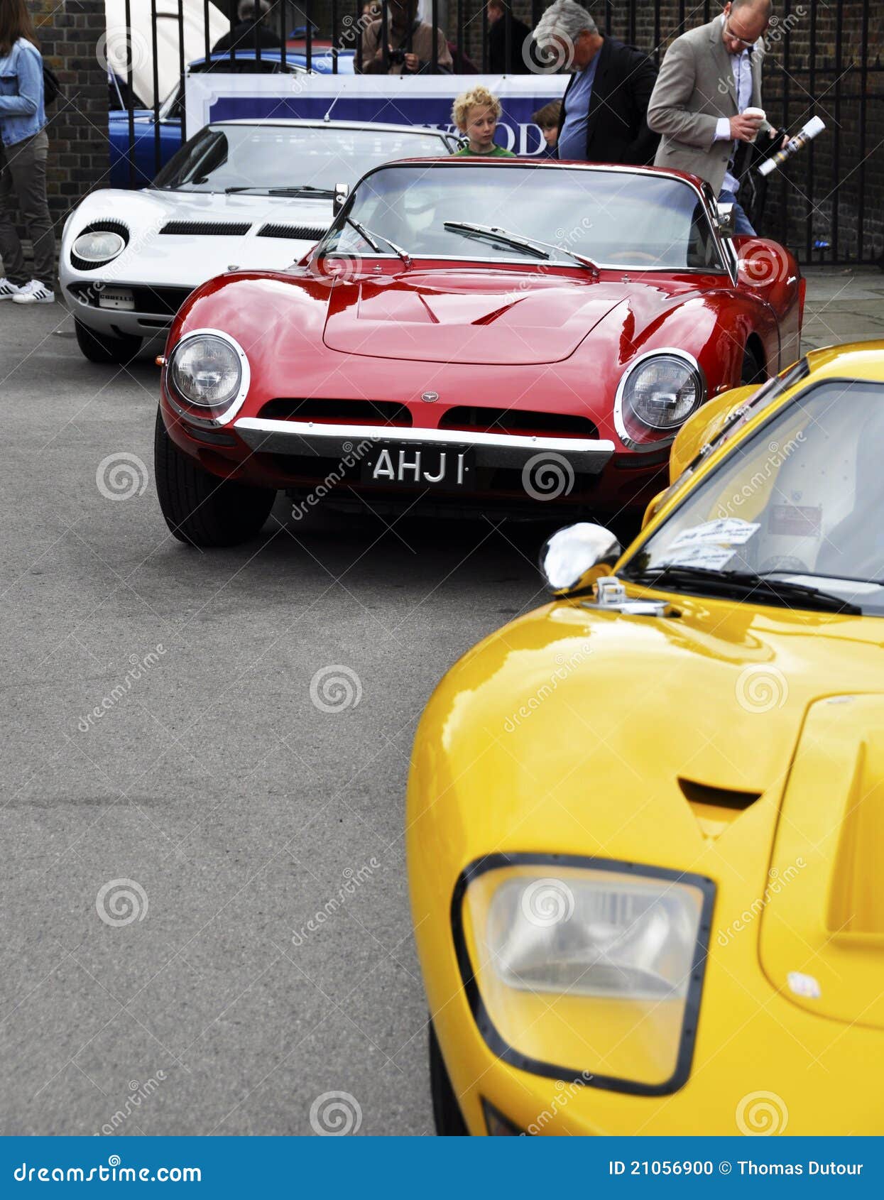 Ford GT40, Bizzarrini, Lamborghini Miura Imagen editorial - Imagen de ...