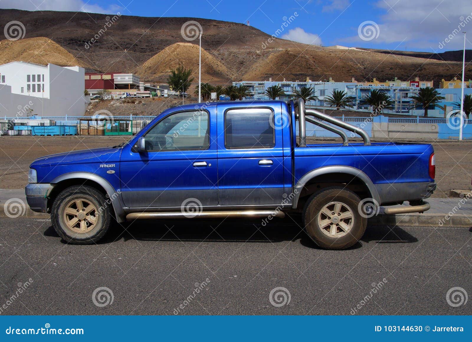 Ford Ranger azul imagen editorial. Imagen de coche, transporte - 103144630