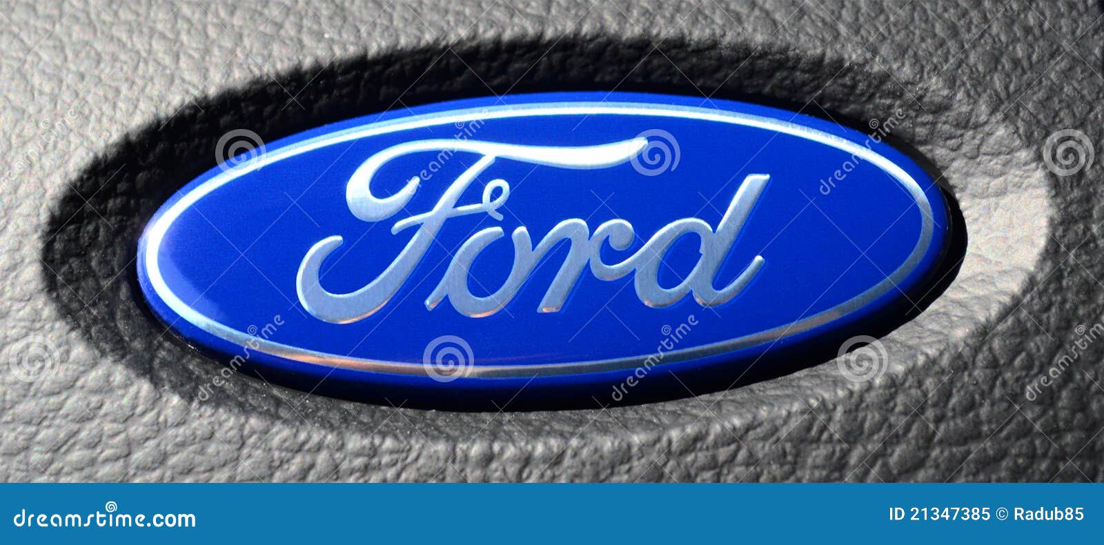 Ford-Zeichen redaktionelles bild. Bild von sonderkommandos - 21347385