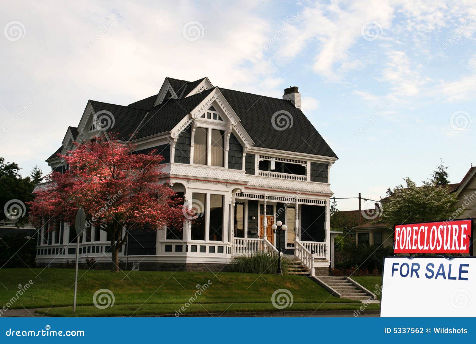 Foreclosure stock photo. Image of yard, market, sale, financial - 5337562