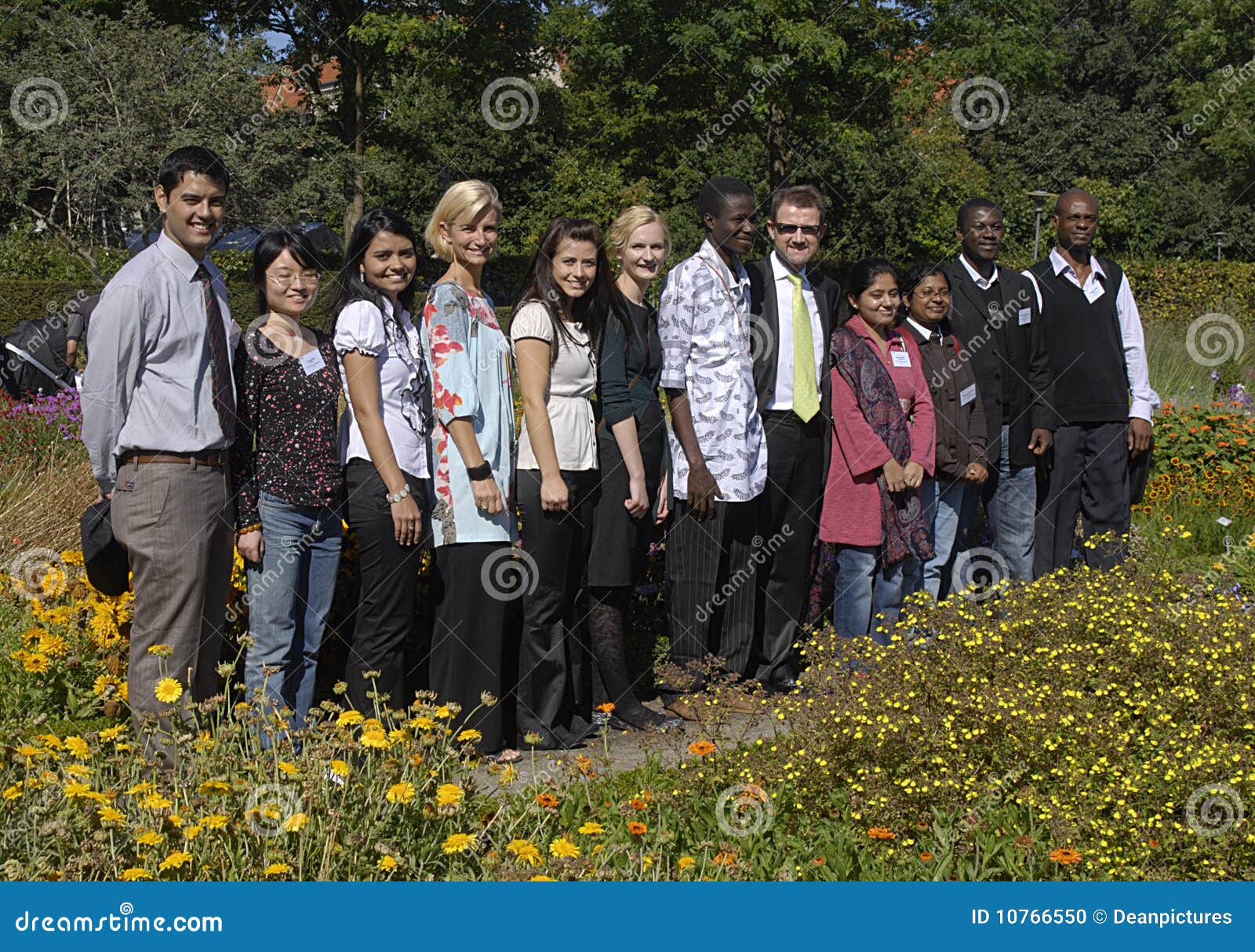 FOREIGN STUDENTS editorial image. Image of paksitan, sander - 10766550