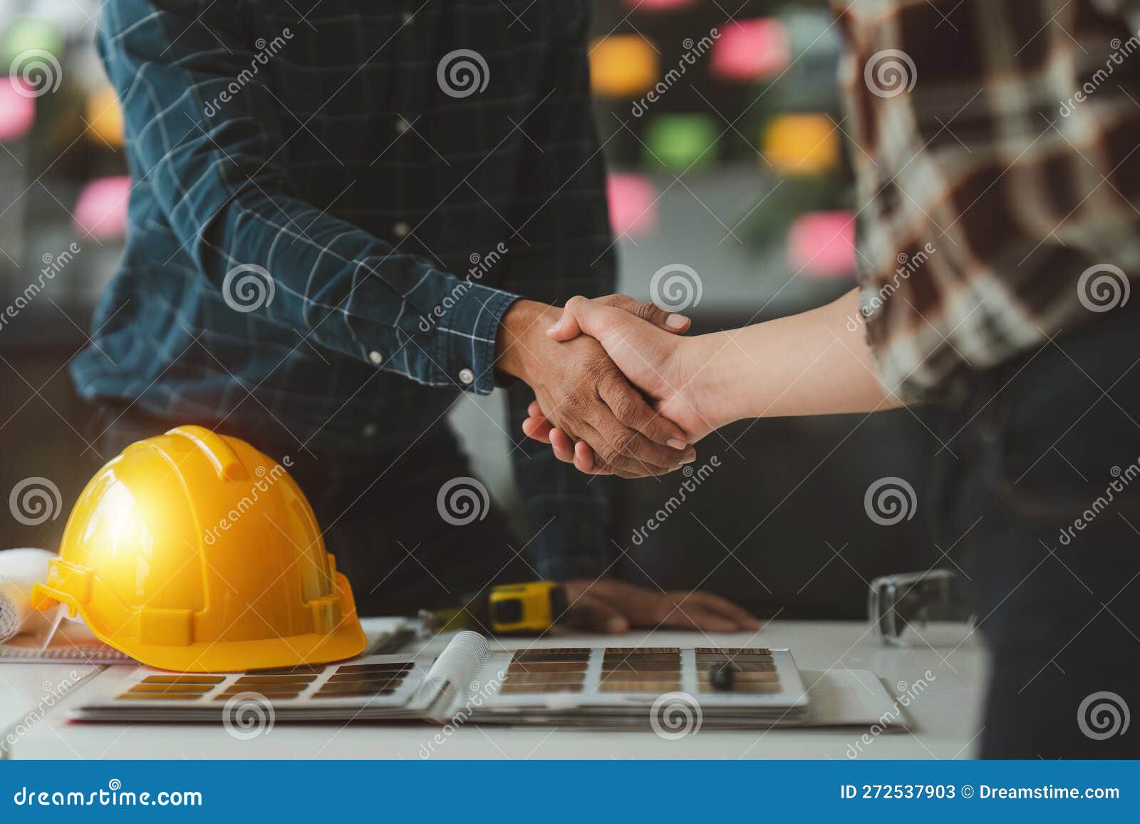 Foreman or Civil Engineer Handshake Making Modern Construction ...