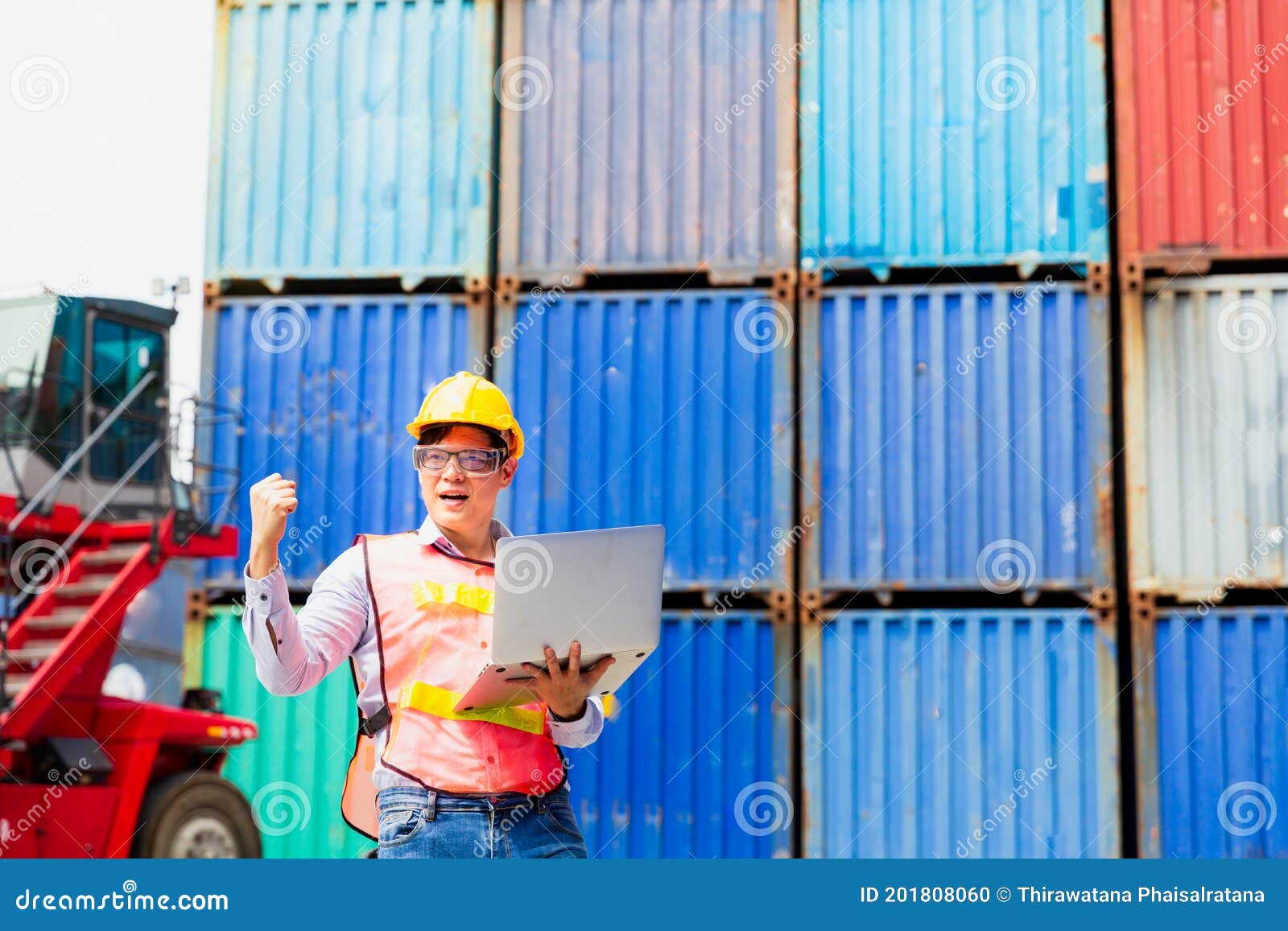 Foreman or Operator Ordering of Moving Containers Via Laptop Computer ...