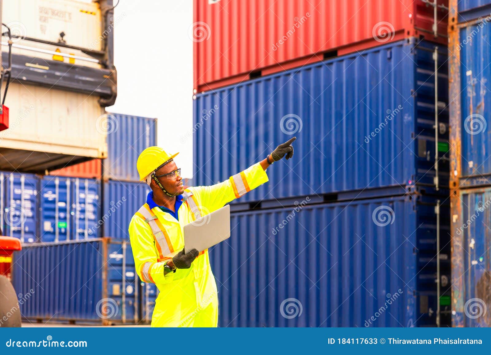 Foreman or Operator Ordering of Moving Containers Via Laptop Computer ...