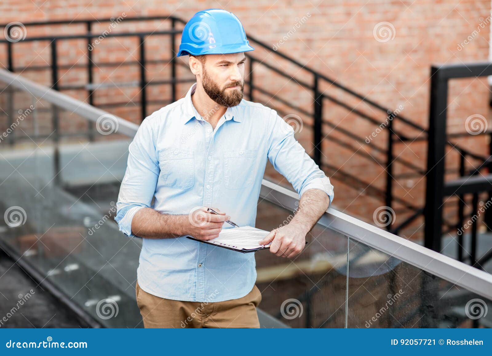 Foreman on the structure stock image. Image of architecture - 92057721