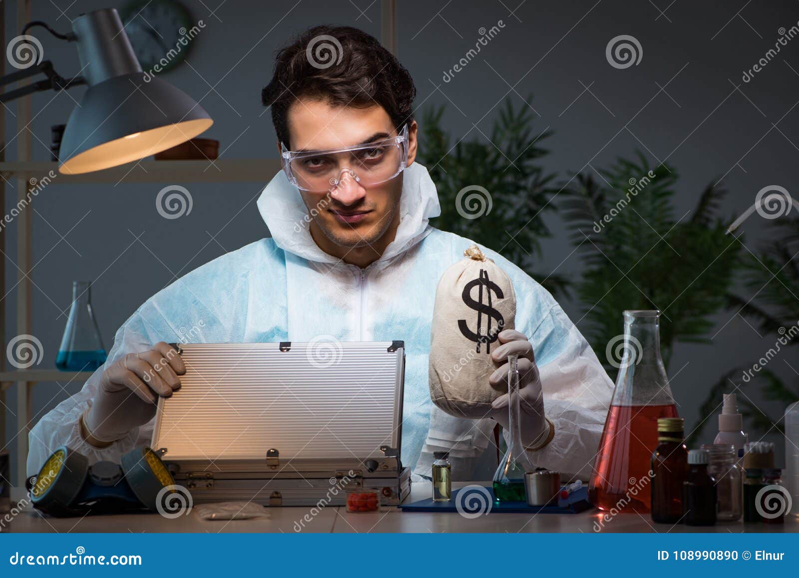 The Forensic Investigator Working in Lab Looking for Evidence Stock ...