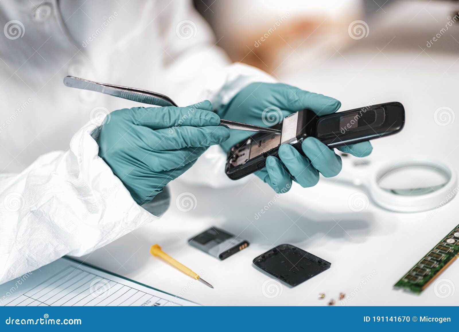 1,655 Police Mobile Phone Stock Photos - Free & Royalty-Free Stock ...