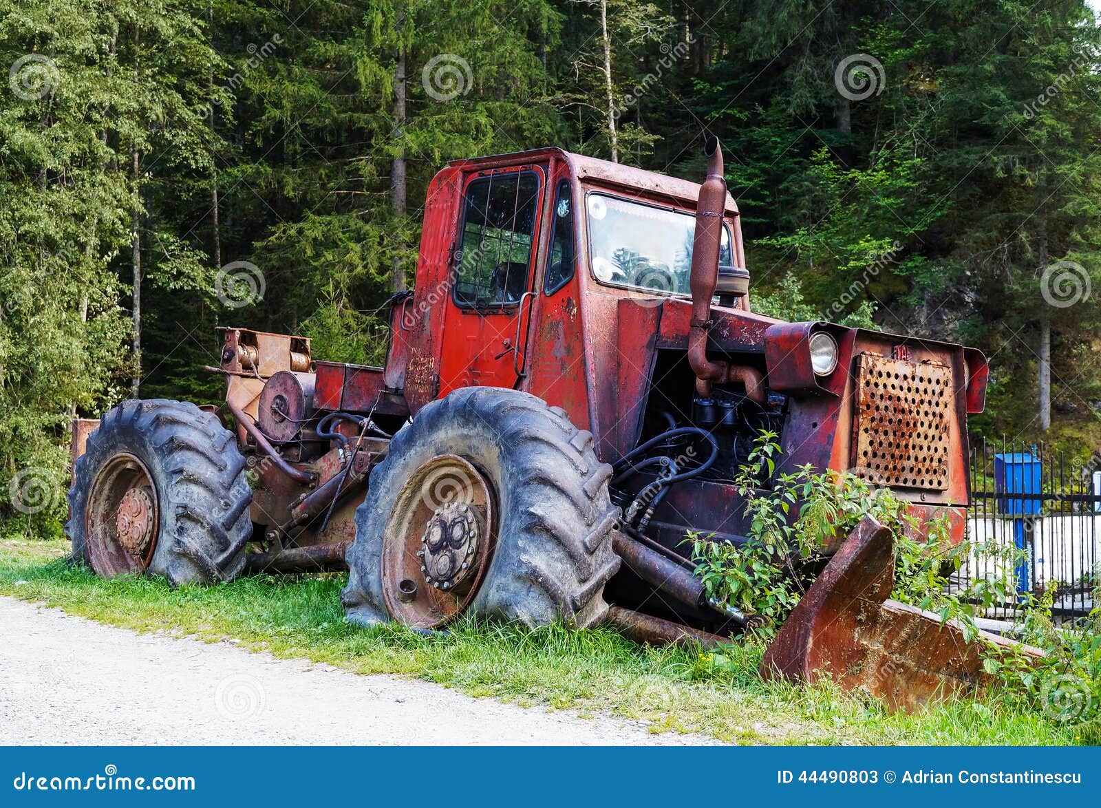 Forestry tractor stock image. Image of scraper, heavy - 44490803