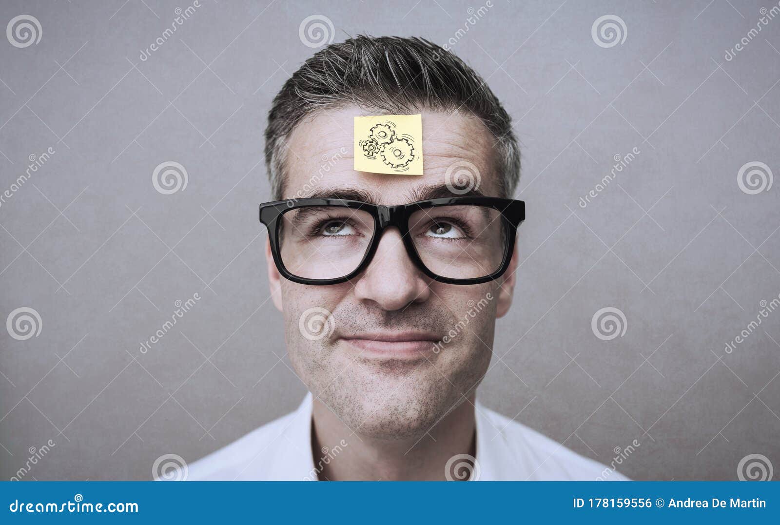 Forgetful Man with a Stick Note on His Forehead Stock Photo - Image of ...