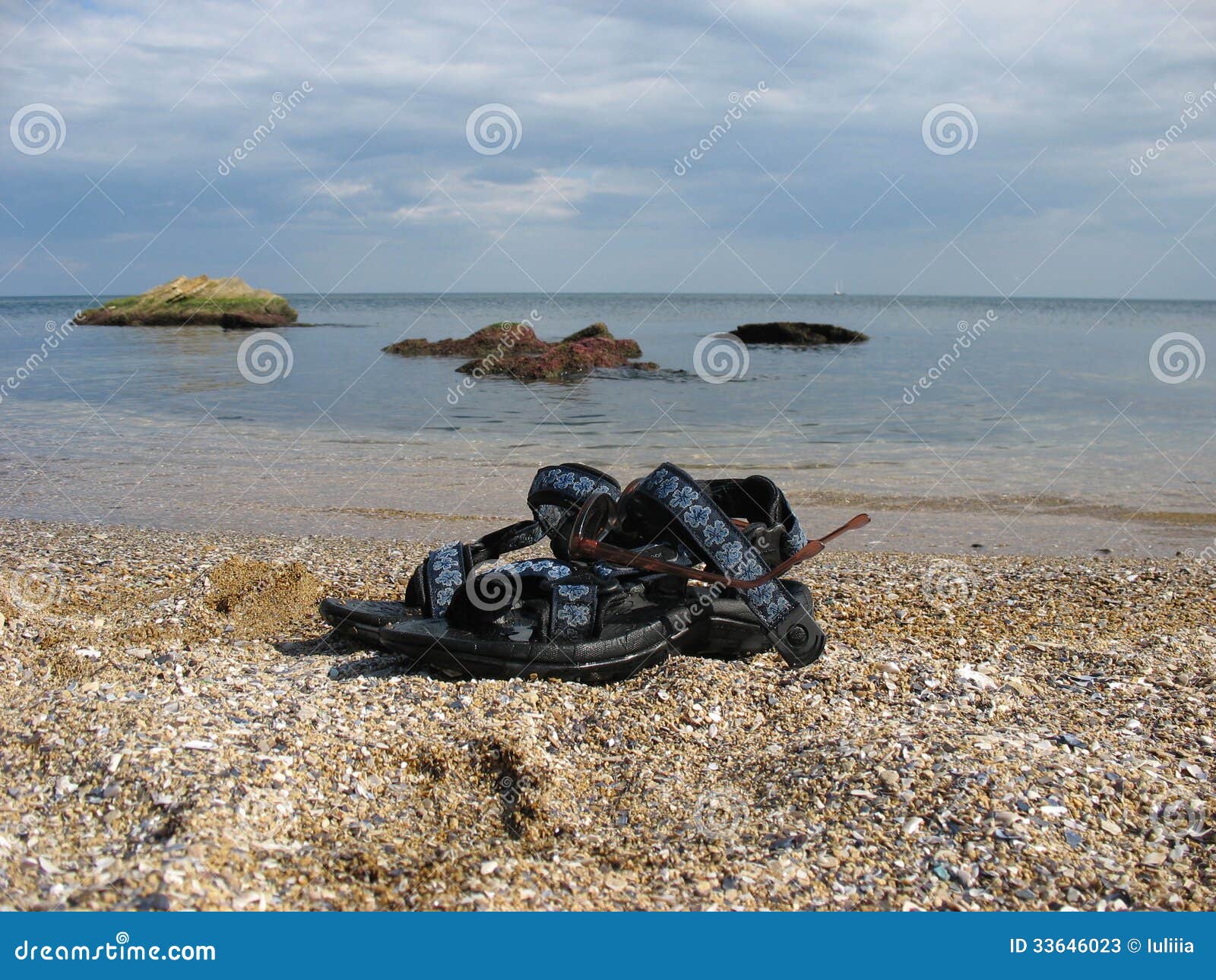 Forgotten Things Beach Photos - Free & Royalty-Free Stock Photos from ...