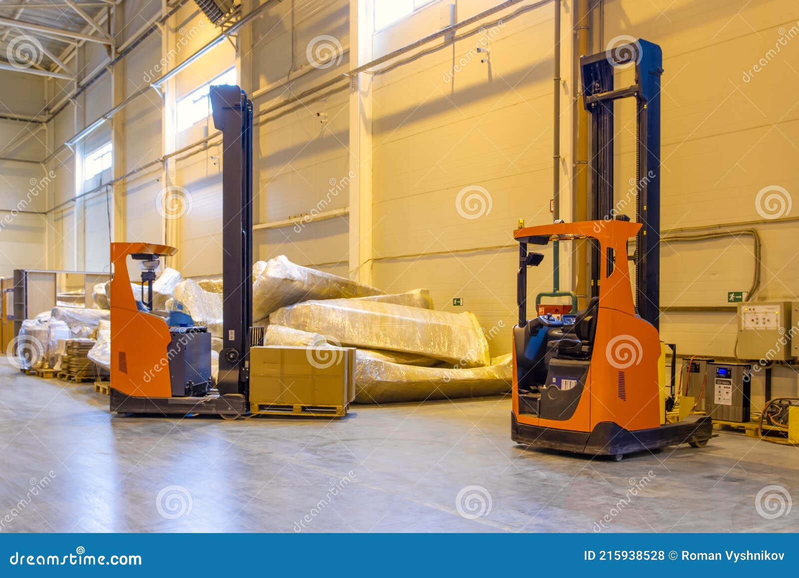 Forklift Loader Parking at Logistics Warehouse. Pallet Stacker Truck ...