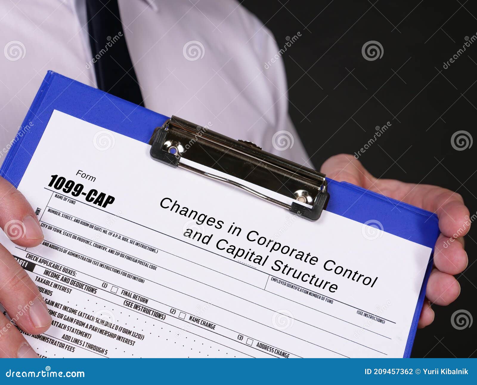 Form 1099-CAP Changes in Corporate Control and Capital Structure Stock ...