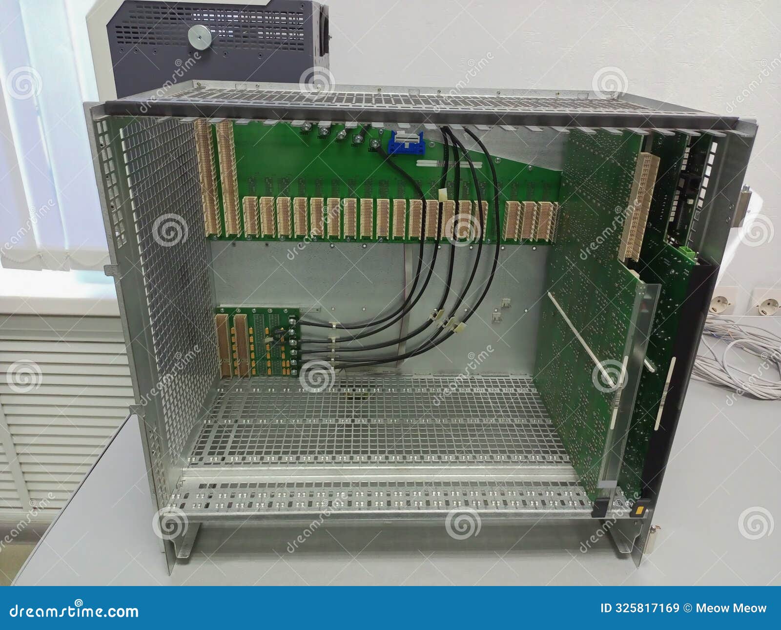 Form Factor with Motherboards for Server Equipment, Computer Equipment ...