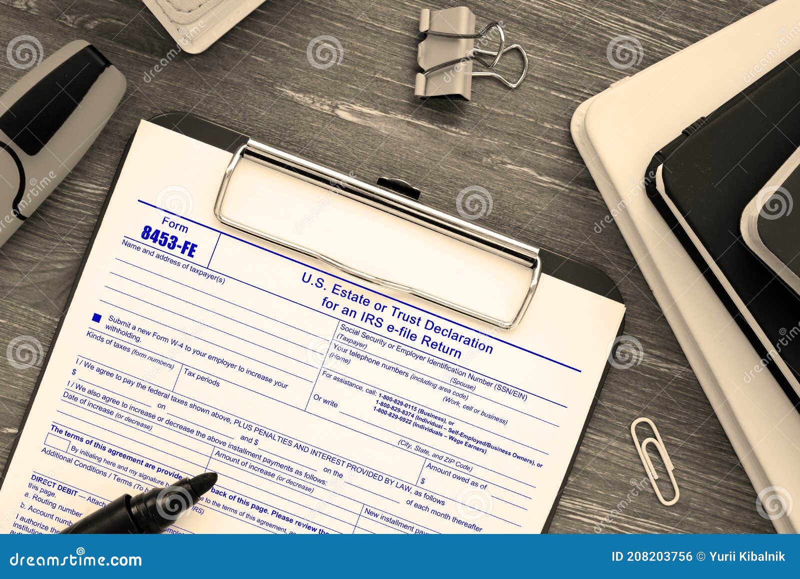 Form 8453-FE U.S editorial photo. Image of calculate - 208203756