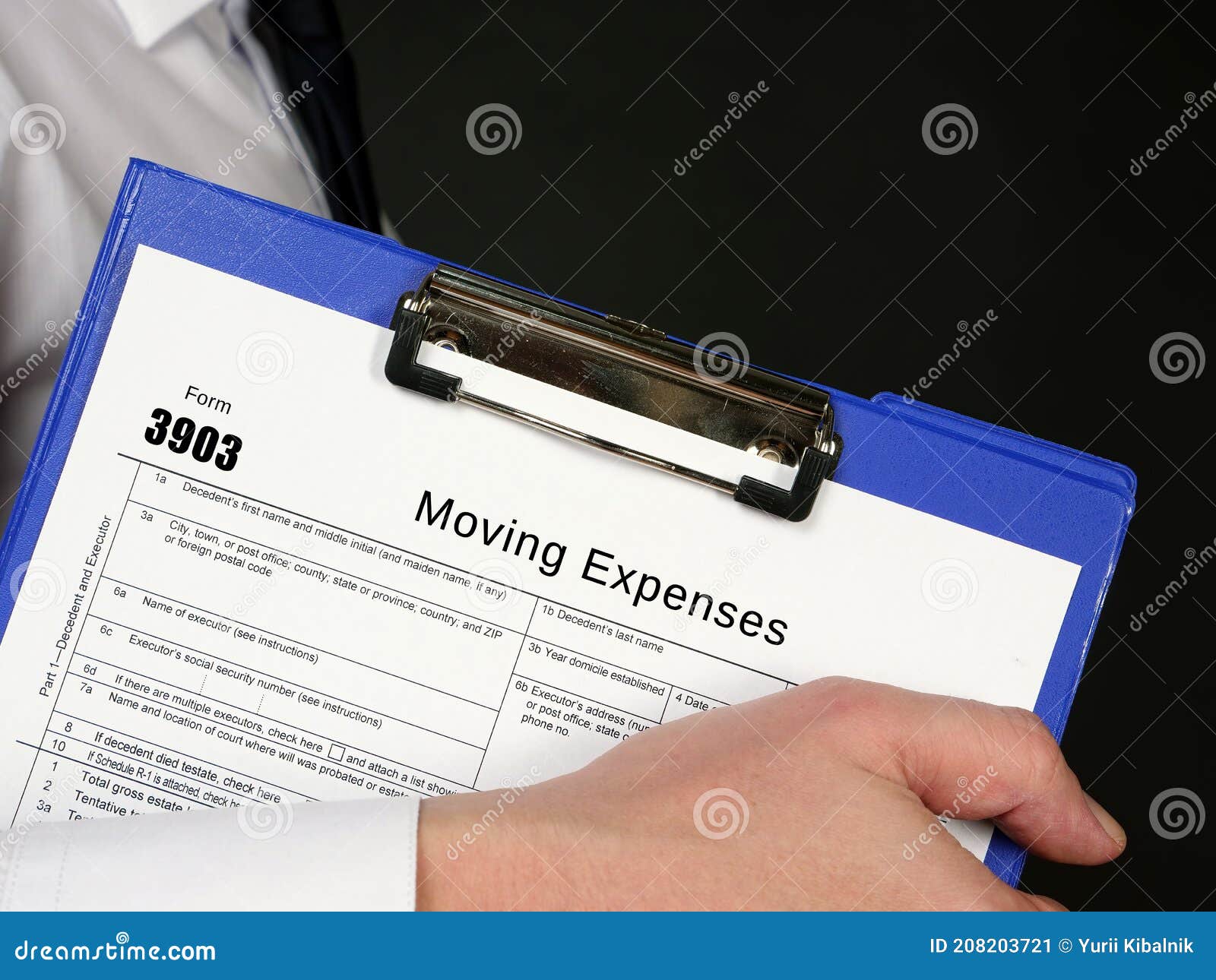 Form 3903 Moving Expenses editorial photo. Image of office - 208203721
