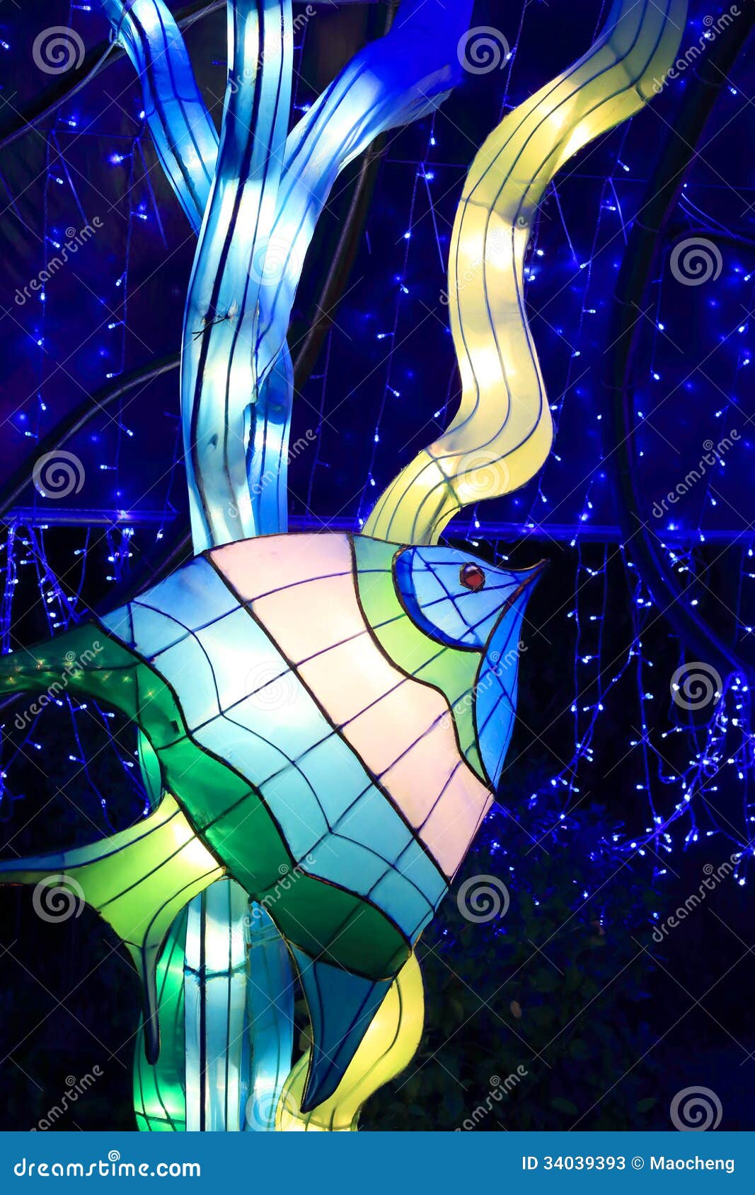 Forma Cinese Della Lanterna Del Pesce Di Mare Immagine Stock - Immagine ...