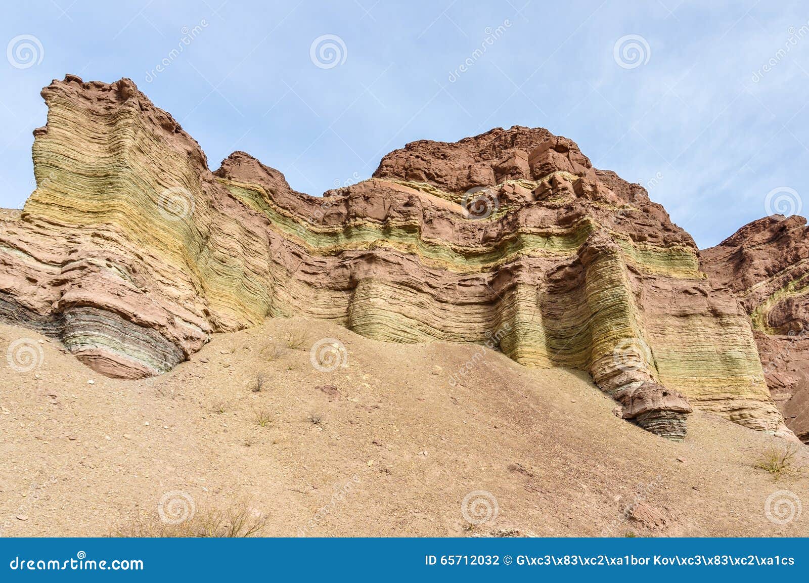 Formaciones De Roca Acodadas En El Quebrada De Las Conchas, Argentin ...