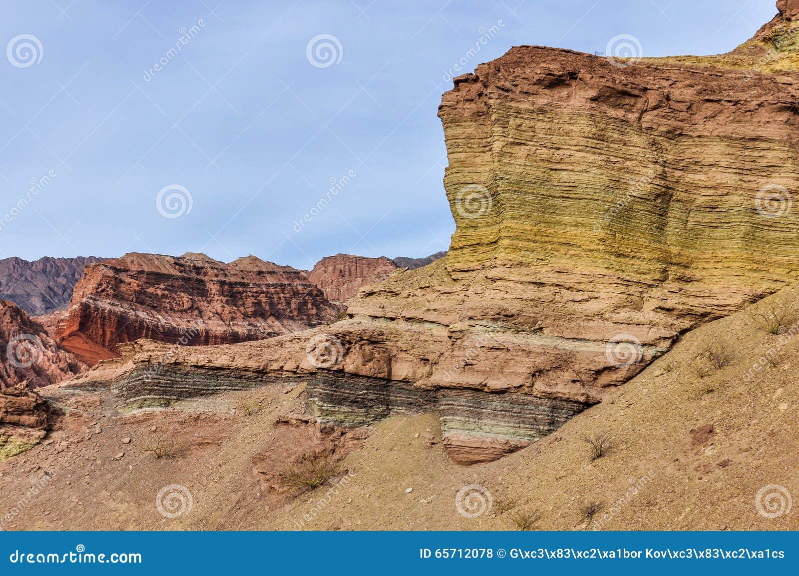 Formaciones De Roca Acodadas En El Quebrada De Las Conchas, Argentin ...