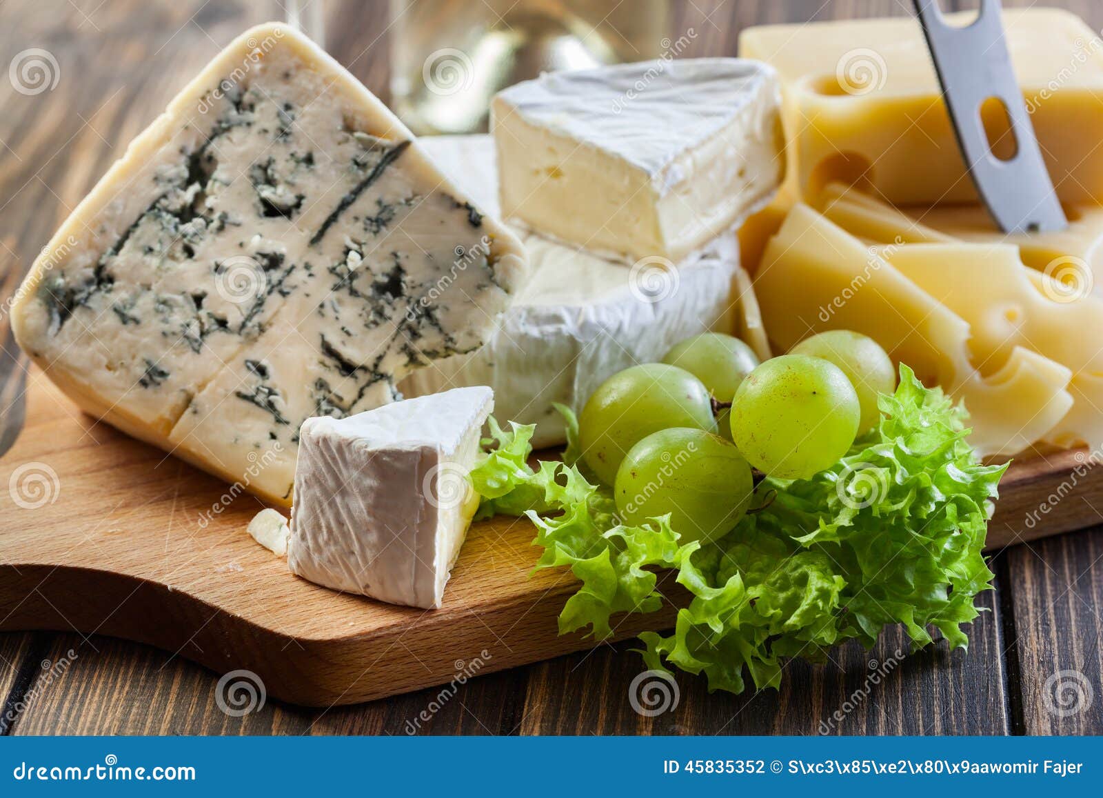 Formaggi Assorted fotografia stock. Immagine di pasto - 45835352