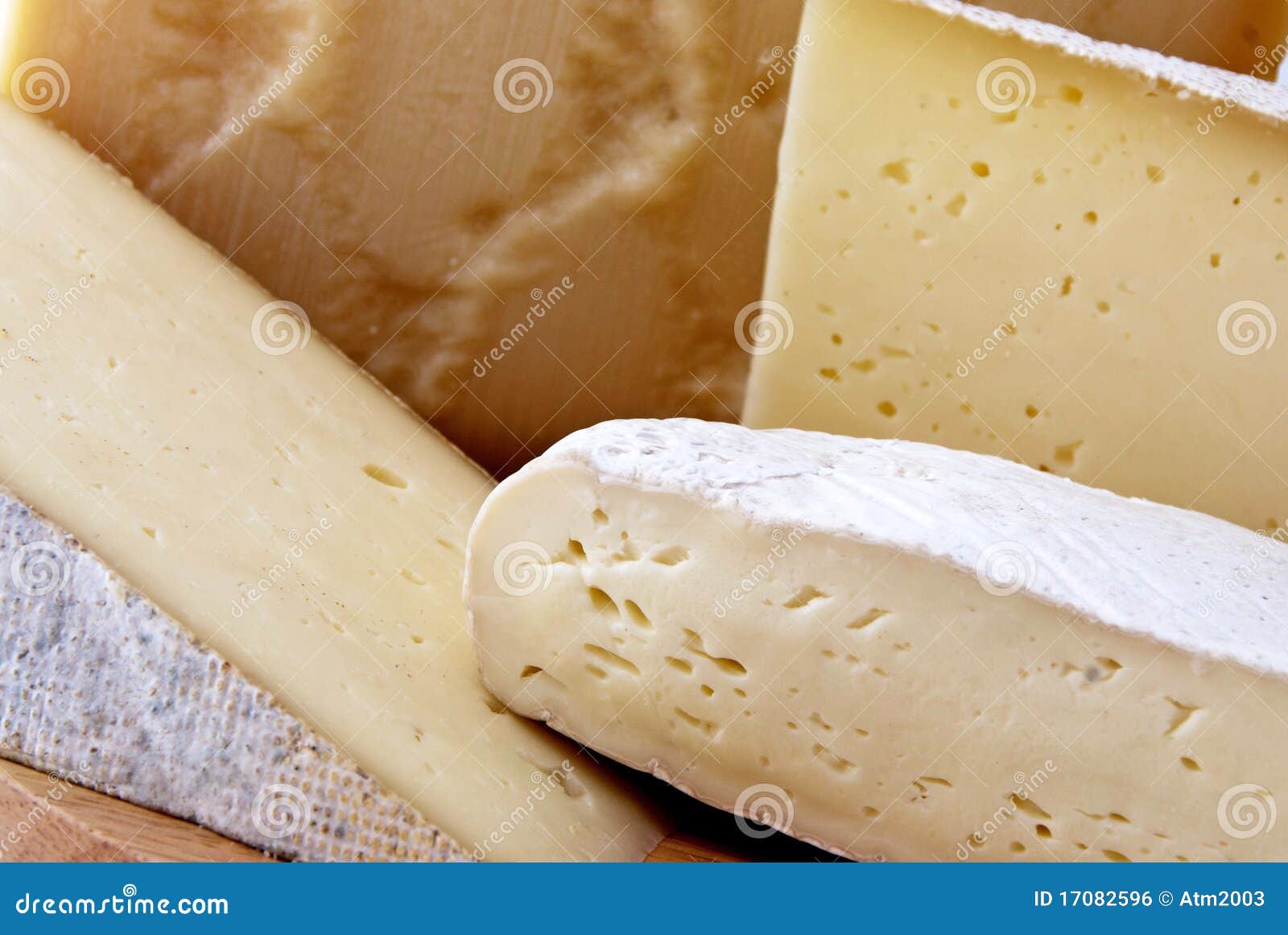 Formaggi italiani fotografia stock. Immagine di gentile - 17082596