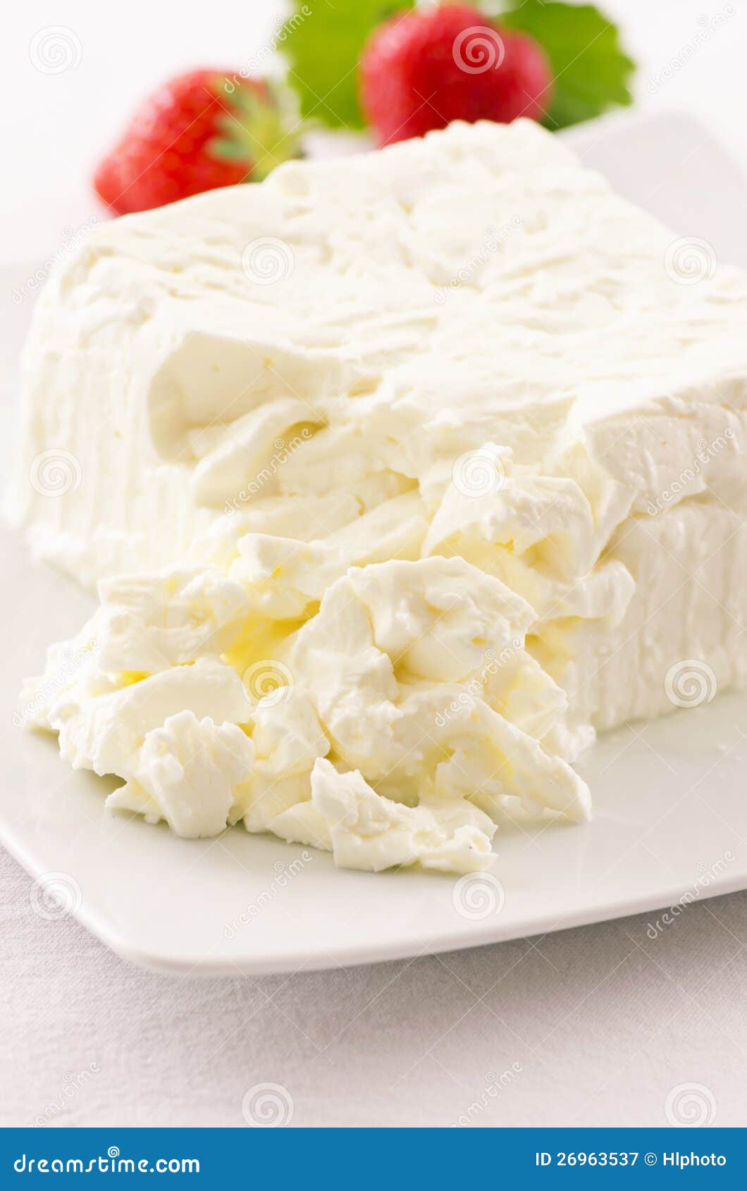 Formaggio Bianco Con Le Fragole Immagine Stock - Immagine di alimento ...