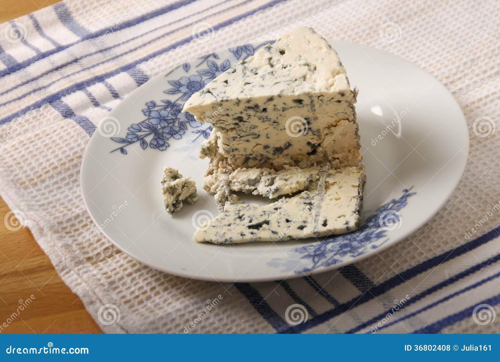 Formaggio blu francese fotografia stock. Immagine di formaggio - 36802408