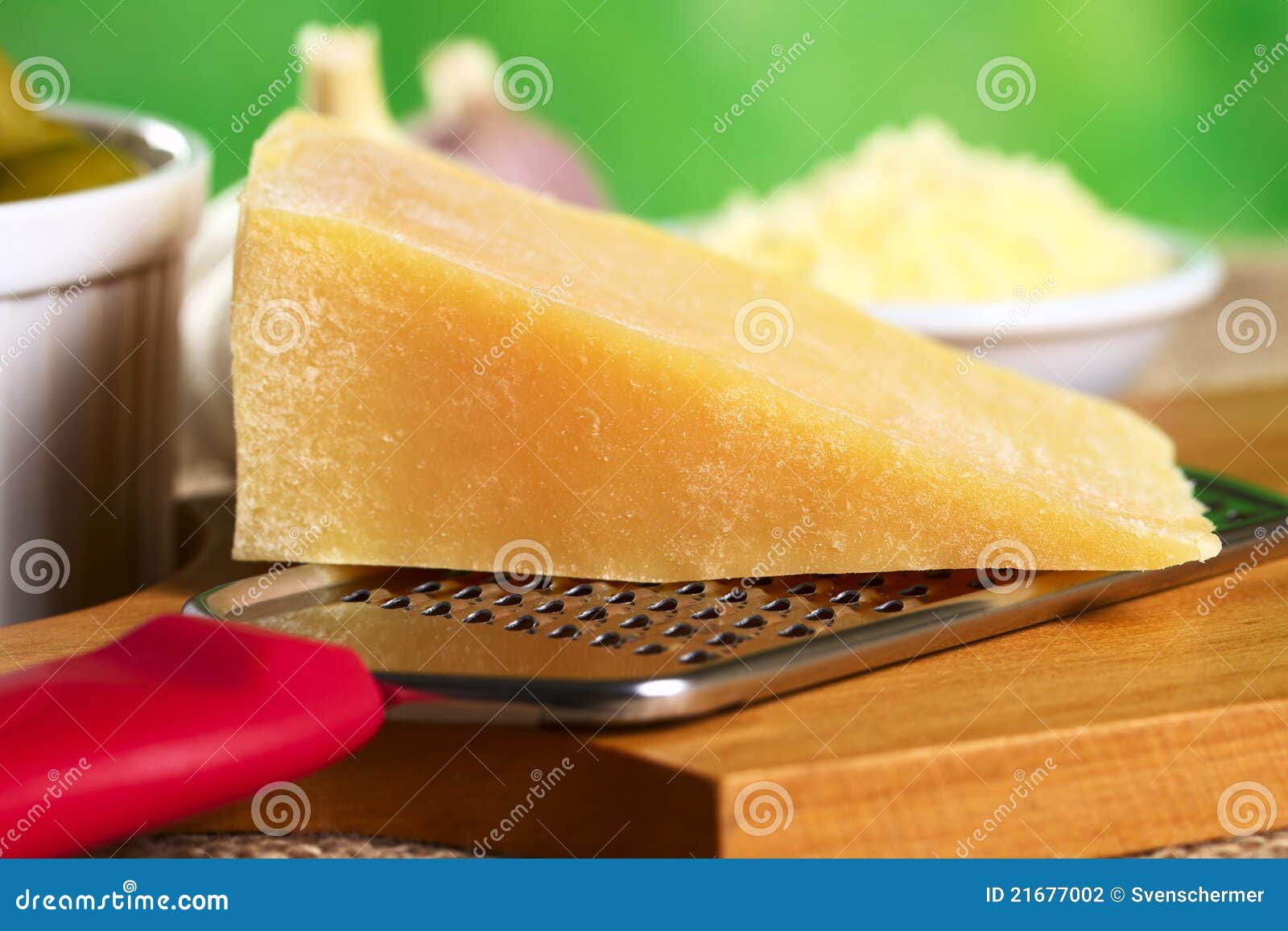 Formaggio duro italiano fotografia stock. Immagine di fuoco - 21677002