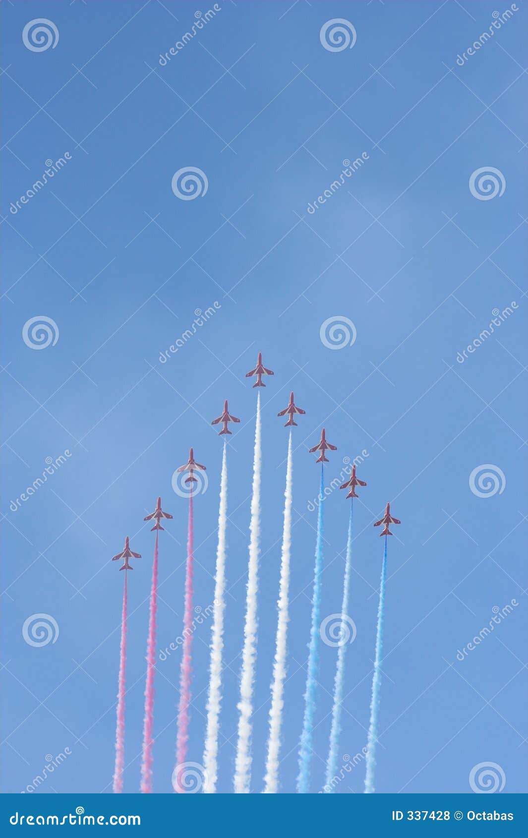 Formation Flight Red Arrows Stock Photo - Image of smoke, airplanes: 337428