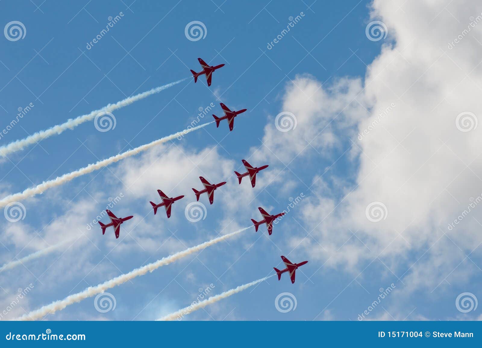 Formation flying stock photo. Image of pilots, airplanes - 15171004
