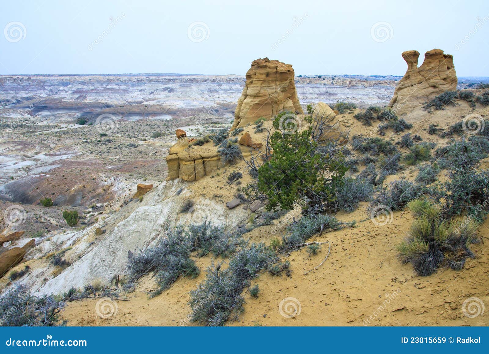 Formations de roche image stock. Image du rouge, côte - 23015659