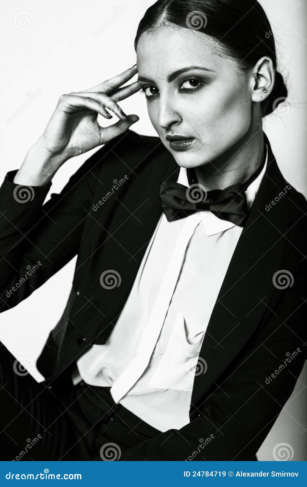 Forme a Mulher Retro Em Um Terno Imagem de Stock - Imagem de povos ...