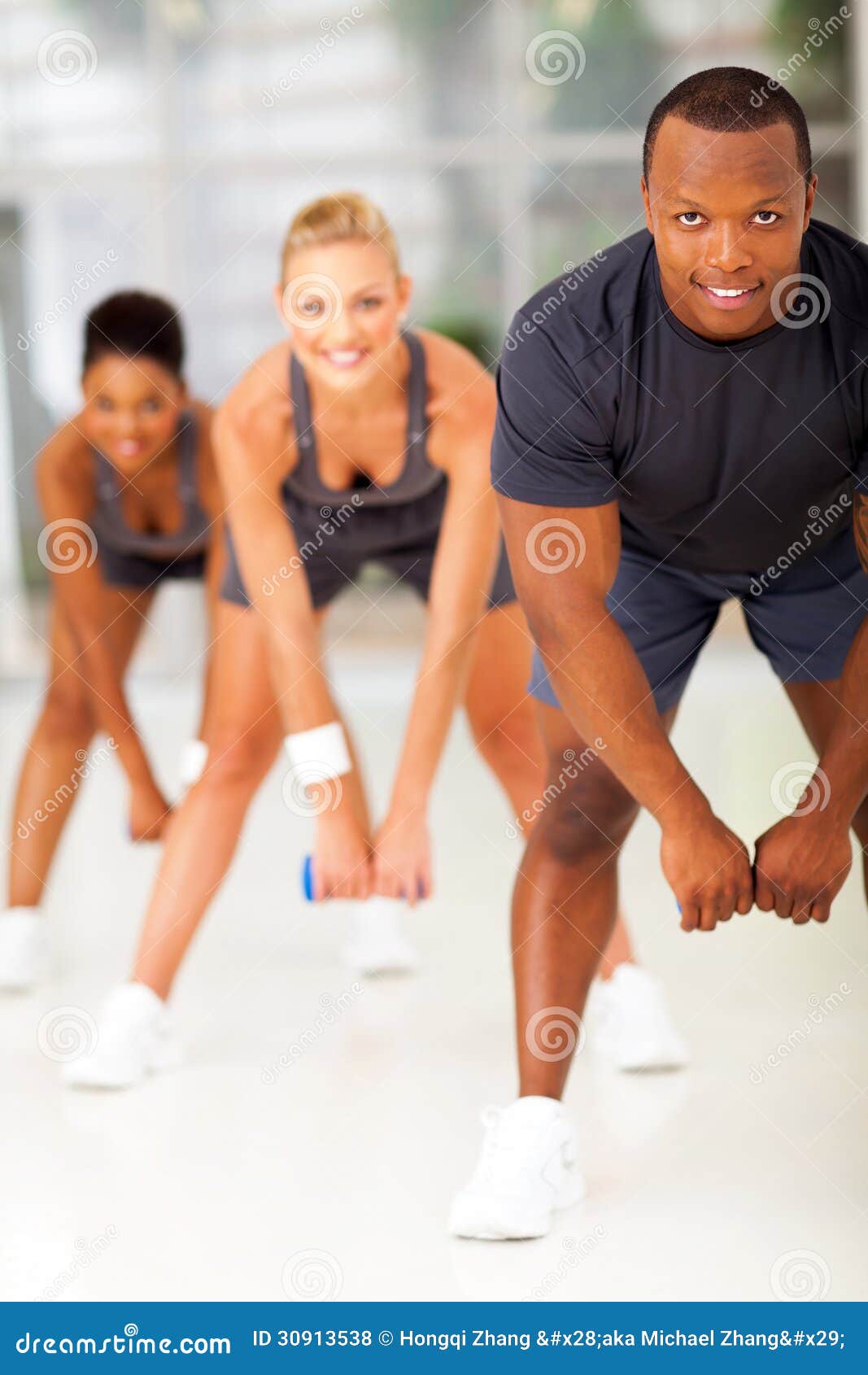 Forme Physique De Personnes De Groupe Photo stock - Image du masculin ...