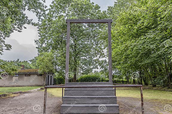 Former Gallows and Execution Platform Editorial Image - Image of rope ...