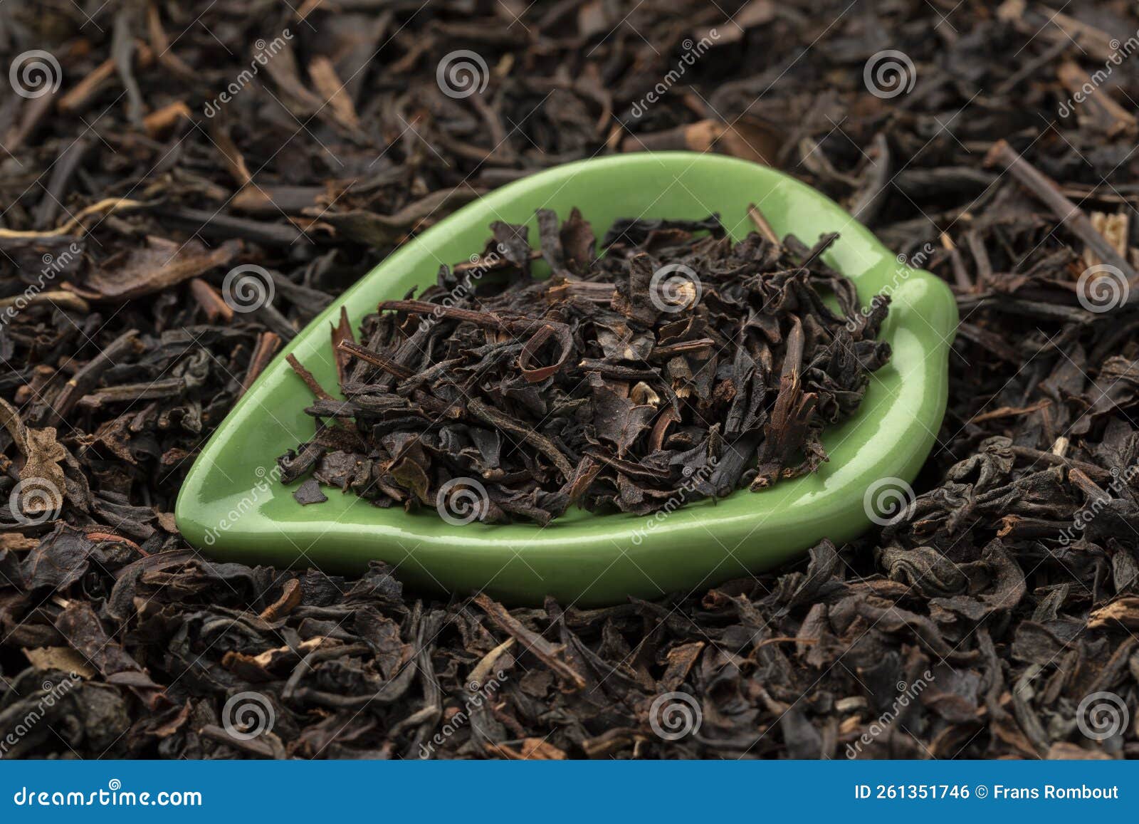 Formosa Oolong Dried Tea Leaves Close Up Full Frame Stock Photo - Image ...