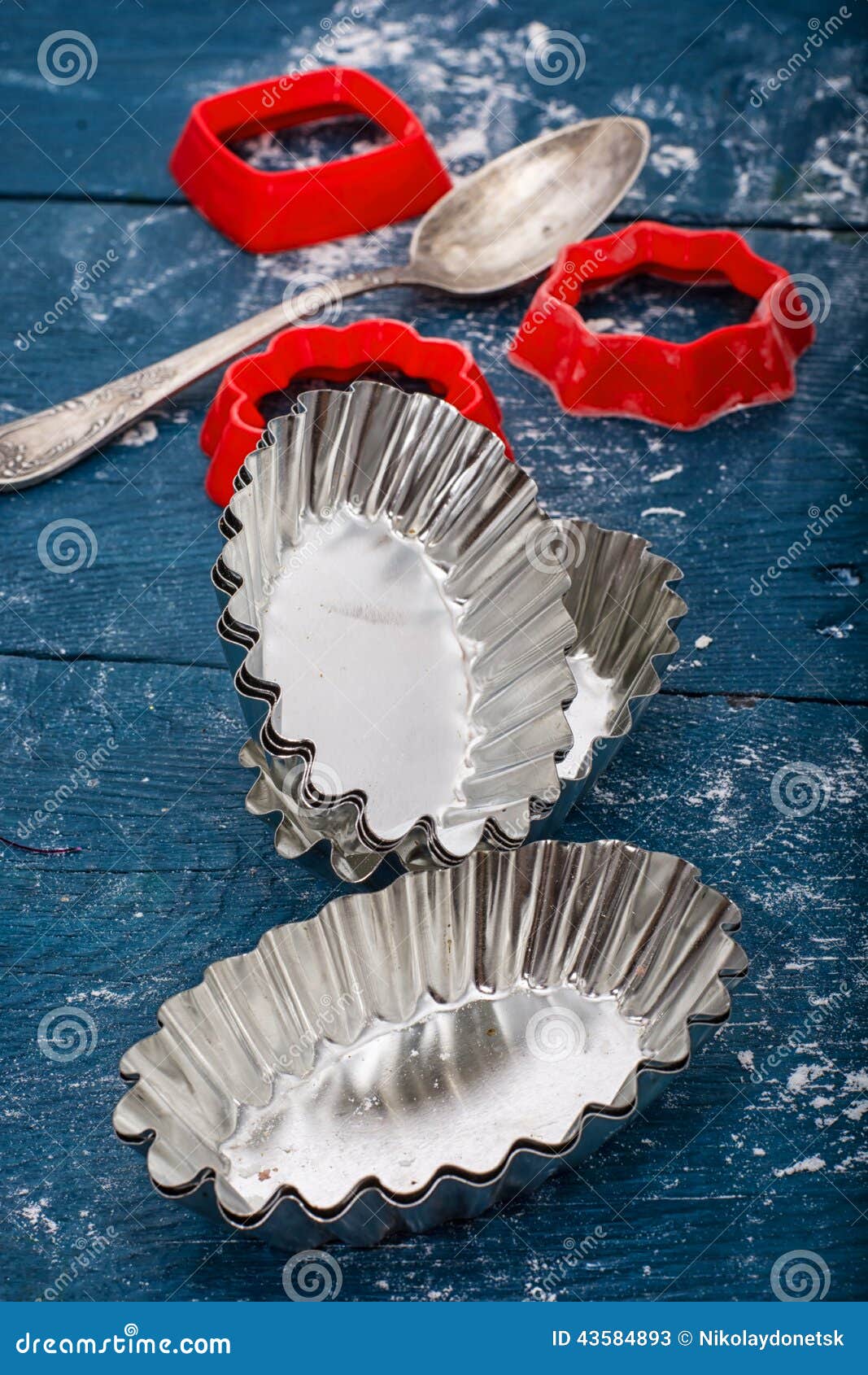 Forms for baking stock image. Image of recipe, process - 43584893