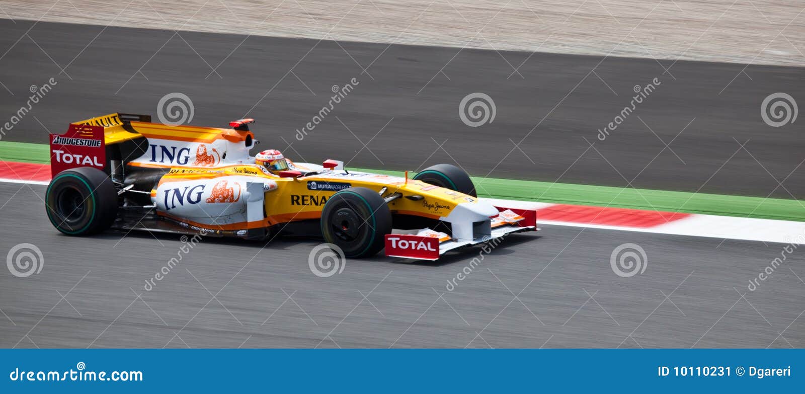 Formula 1 Team: Renault editorial photo. Image of grand - 10110231