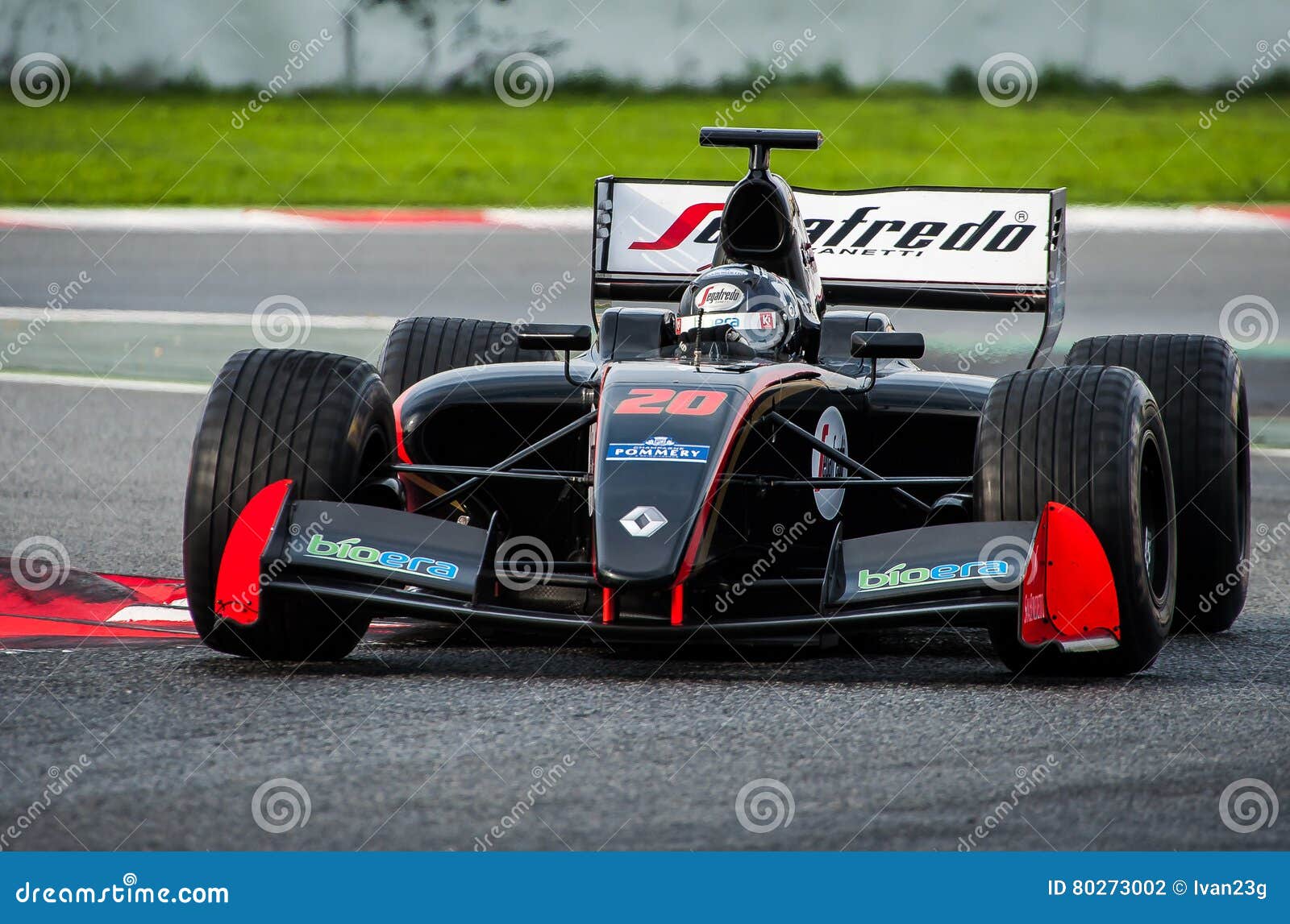 Formule Renault 3 5 V8 photographie éditorial. Image du action - 80273002