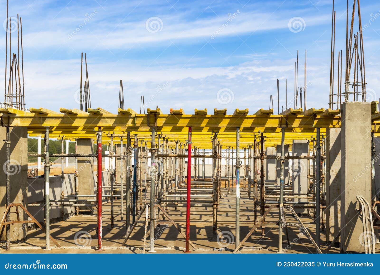 Formwork for Pouring the Second Floor of a Monolithic Building ...