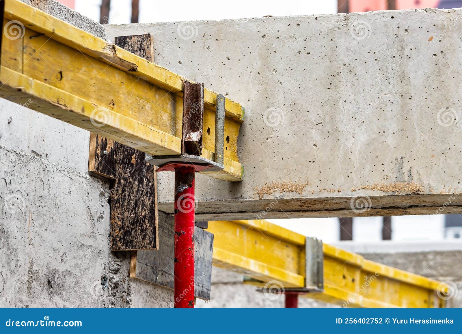 Formwork for Pouring the Second Floor of a Monolithic Building ...