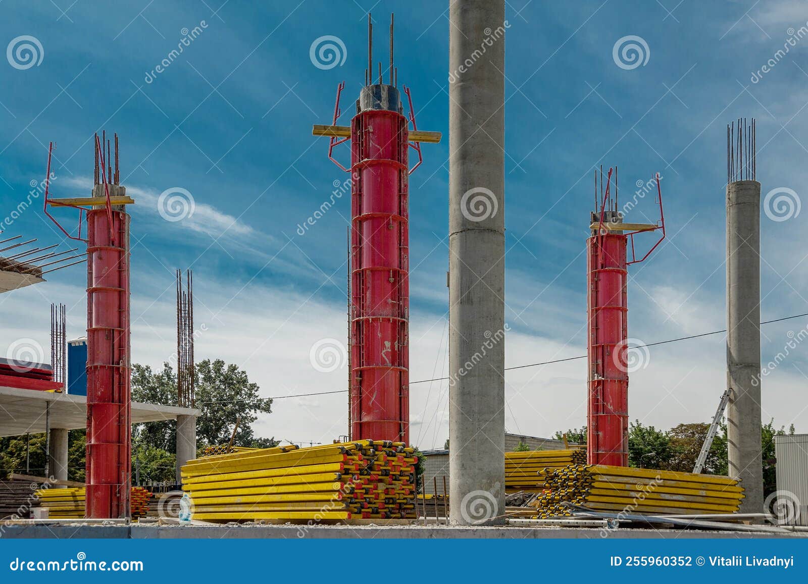 Formwork for round columns stock photo. Image of bracket - 255960352