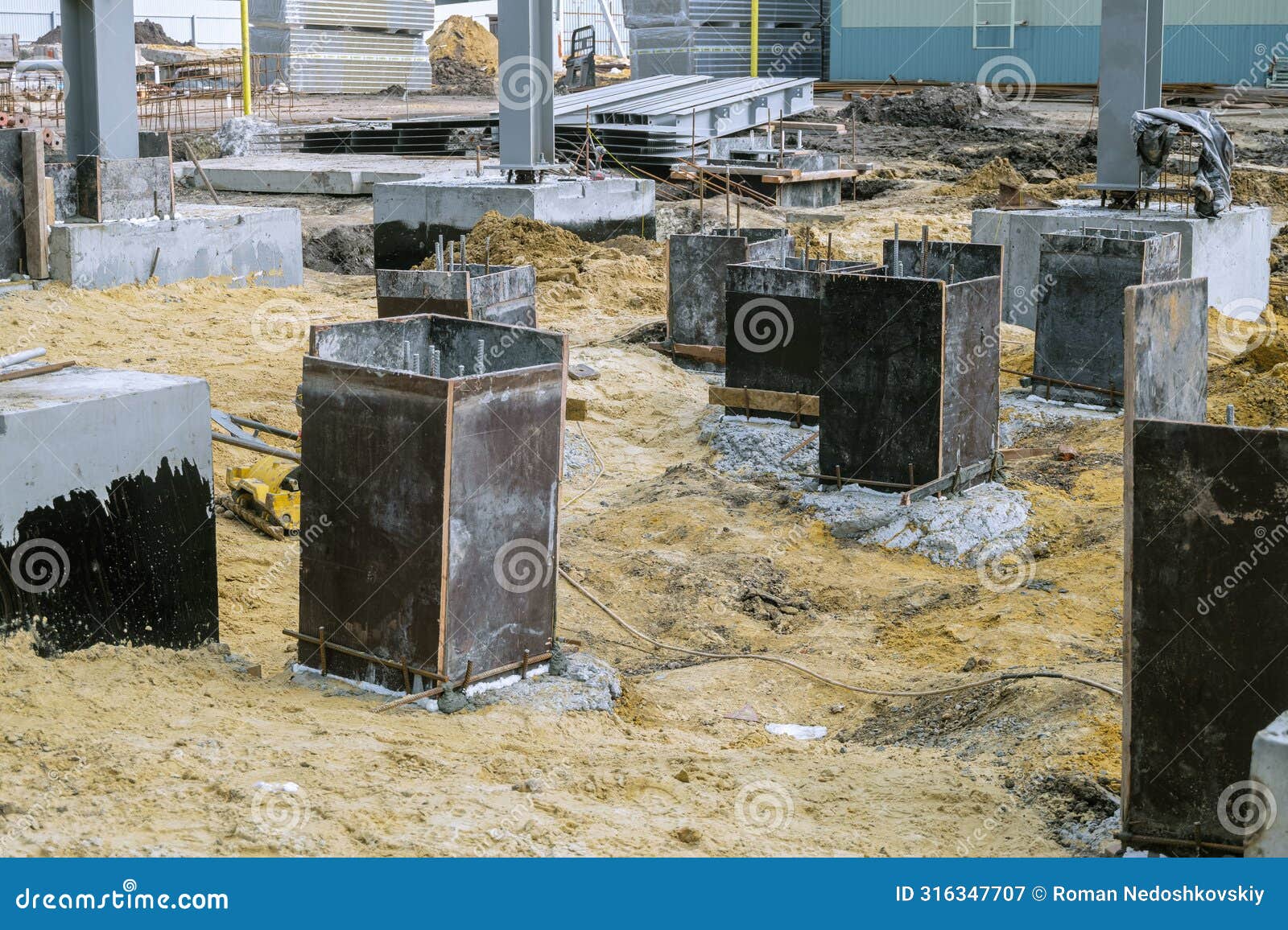 Formwork Shields for the Foundation Construction of Reinforced Concrete ...